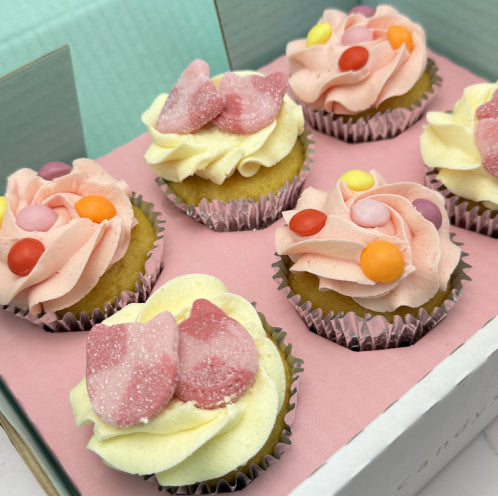 Free-From: Candy Cats Cupcakes | Candy's Cupcakes