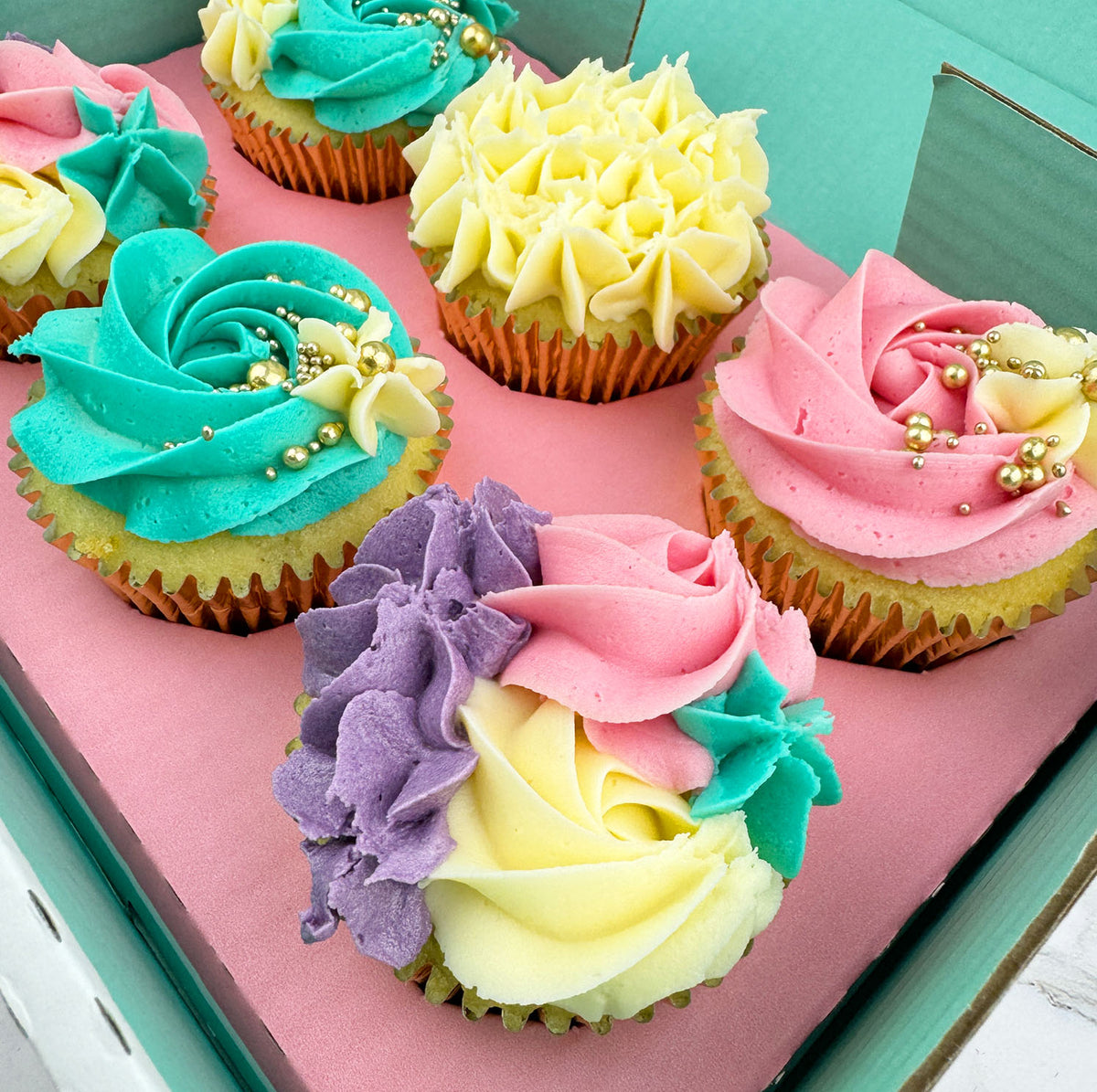 Fancy Buttercream Swirls Cupcakes | Candy's Cupcakes